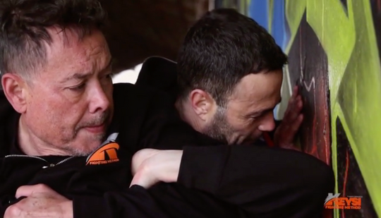 Keysi Grabs & Traps DVD with Justo Dieguez – Budovideos Inc